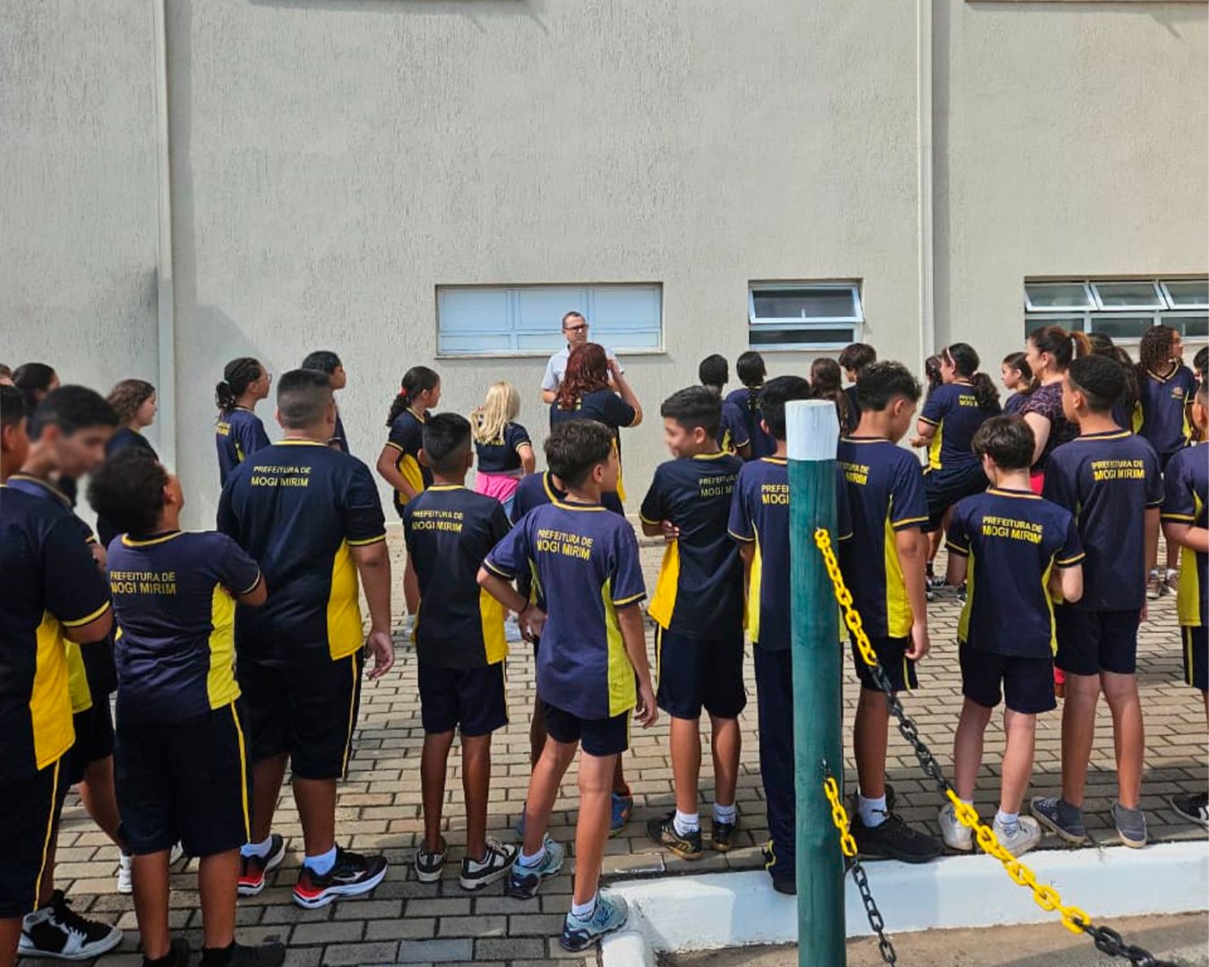 Alunos da EMEB Humberto Brasi participam de visita à Syrius Medical ...
